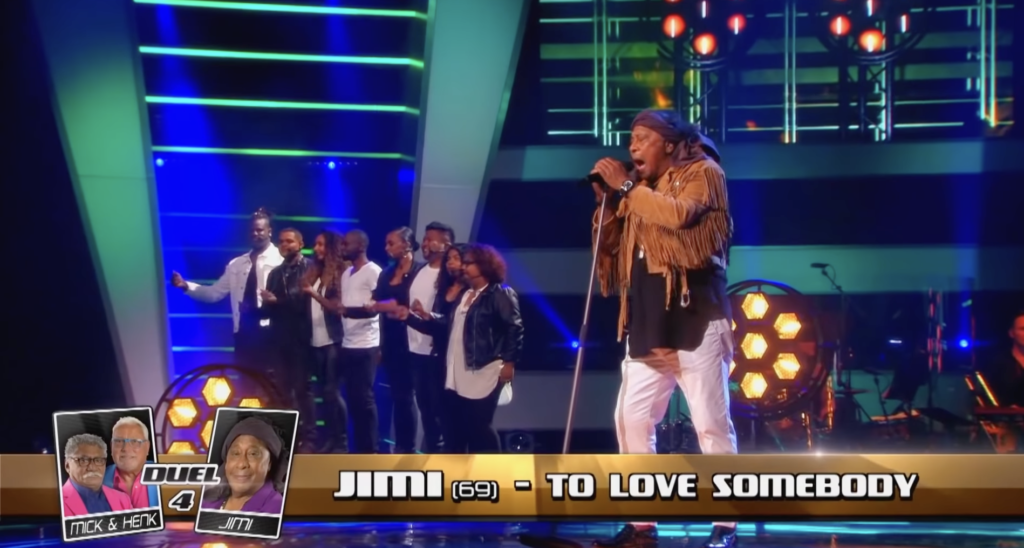 The 71-year-old singer takes the stage with his outstanding performance ...